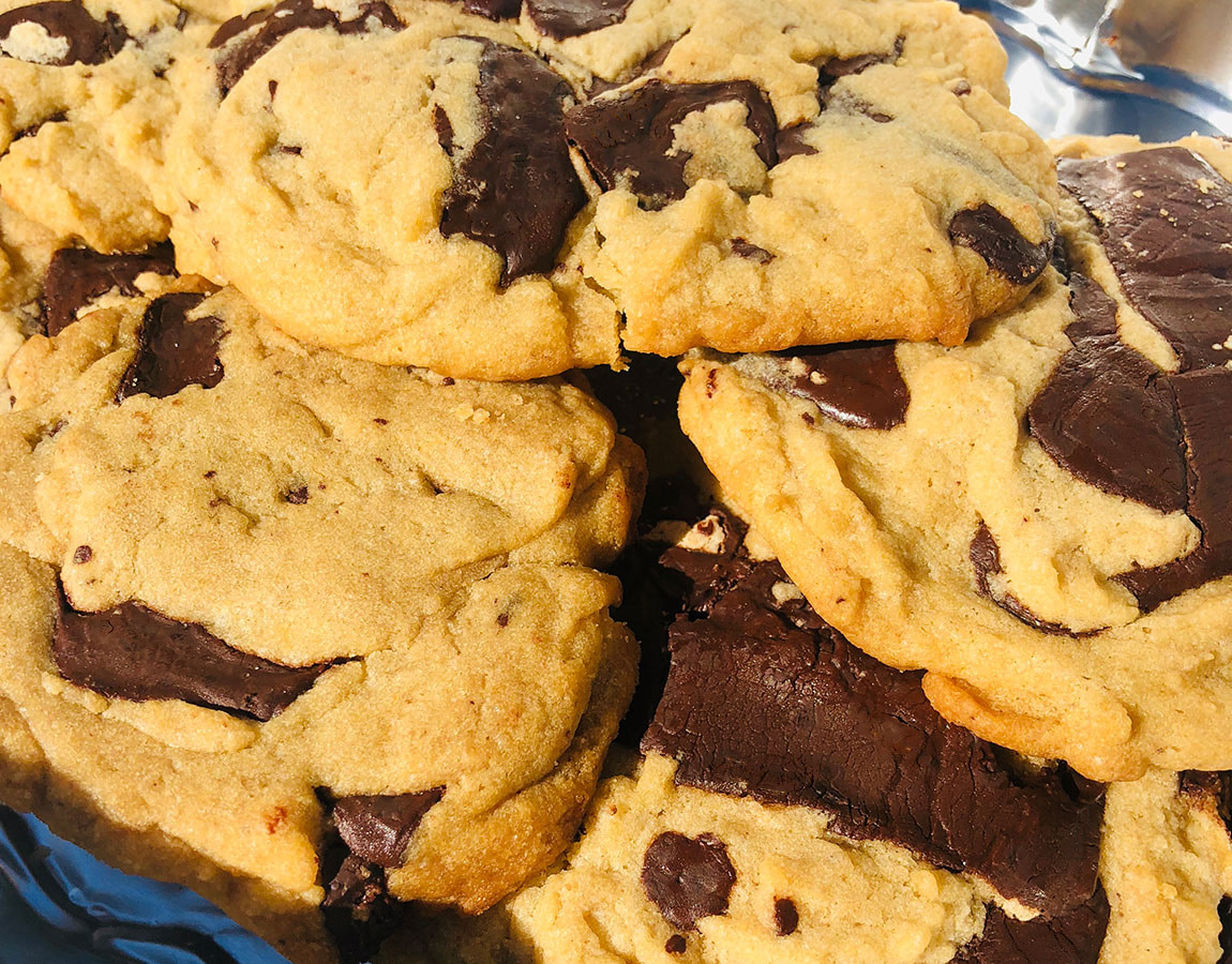 Vegan Lit Chocolate Chip Cookies - i love plants